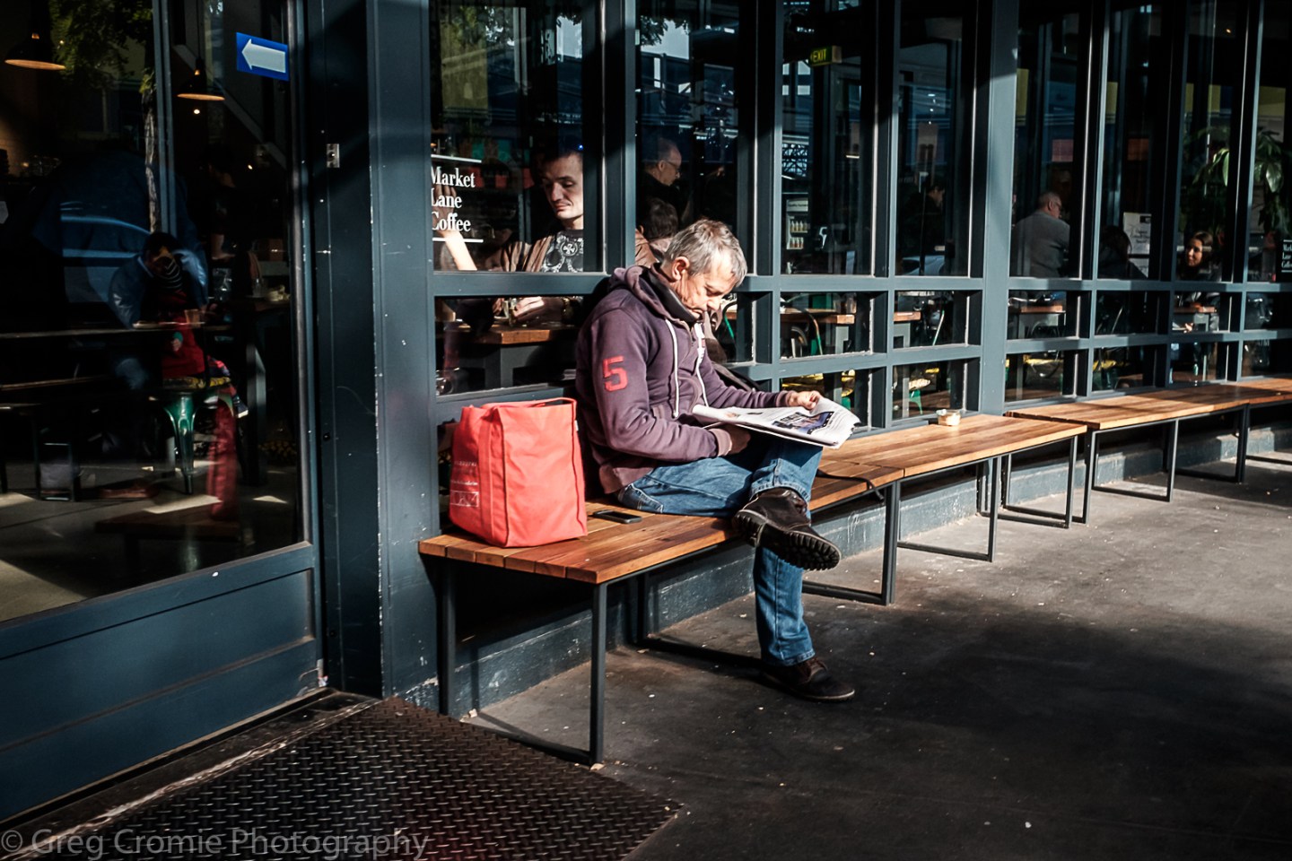 Street photography with the Fujifilm X70 | Greg Cromie Photography